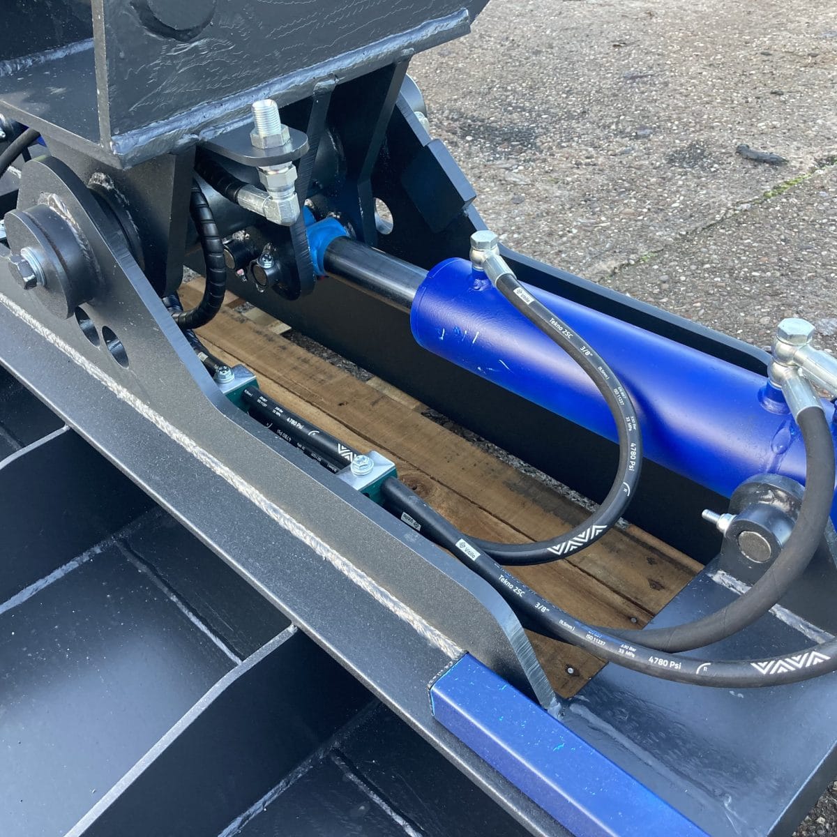 Grading Beam – Attach2UK