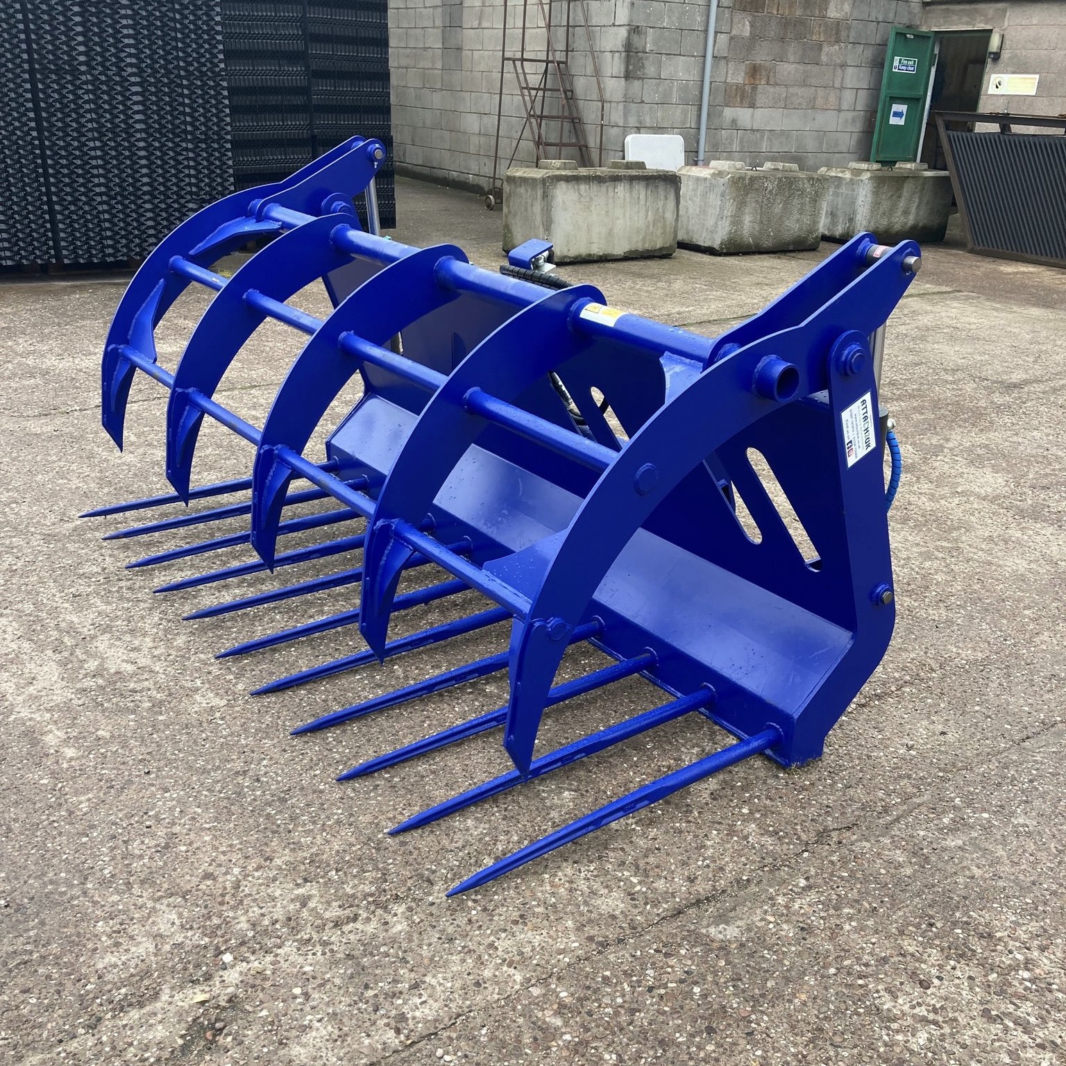 Attach2UK – Machinery Attachments